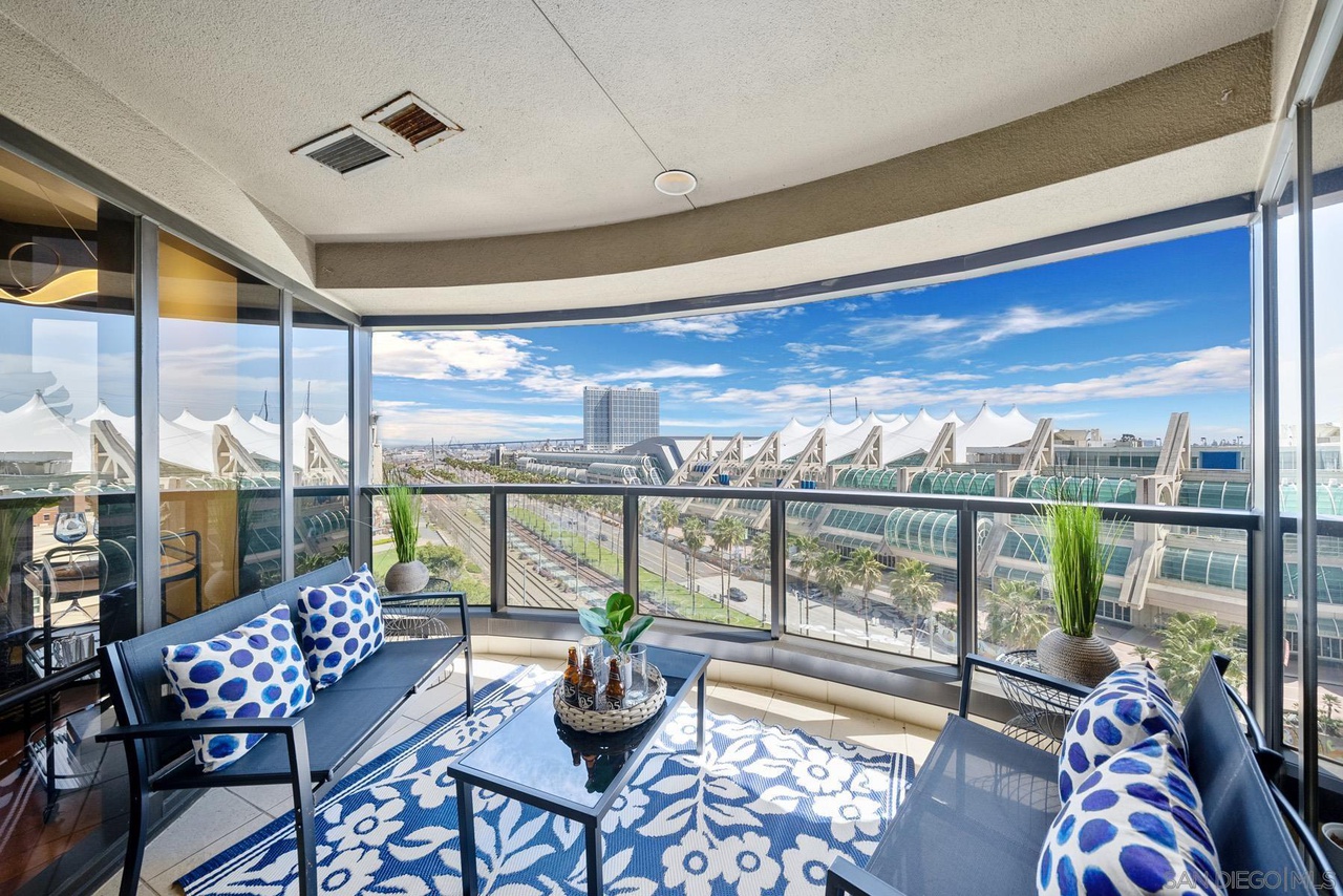 The Harbor Club Luxury Condos - LuxeAlly Real Estate